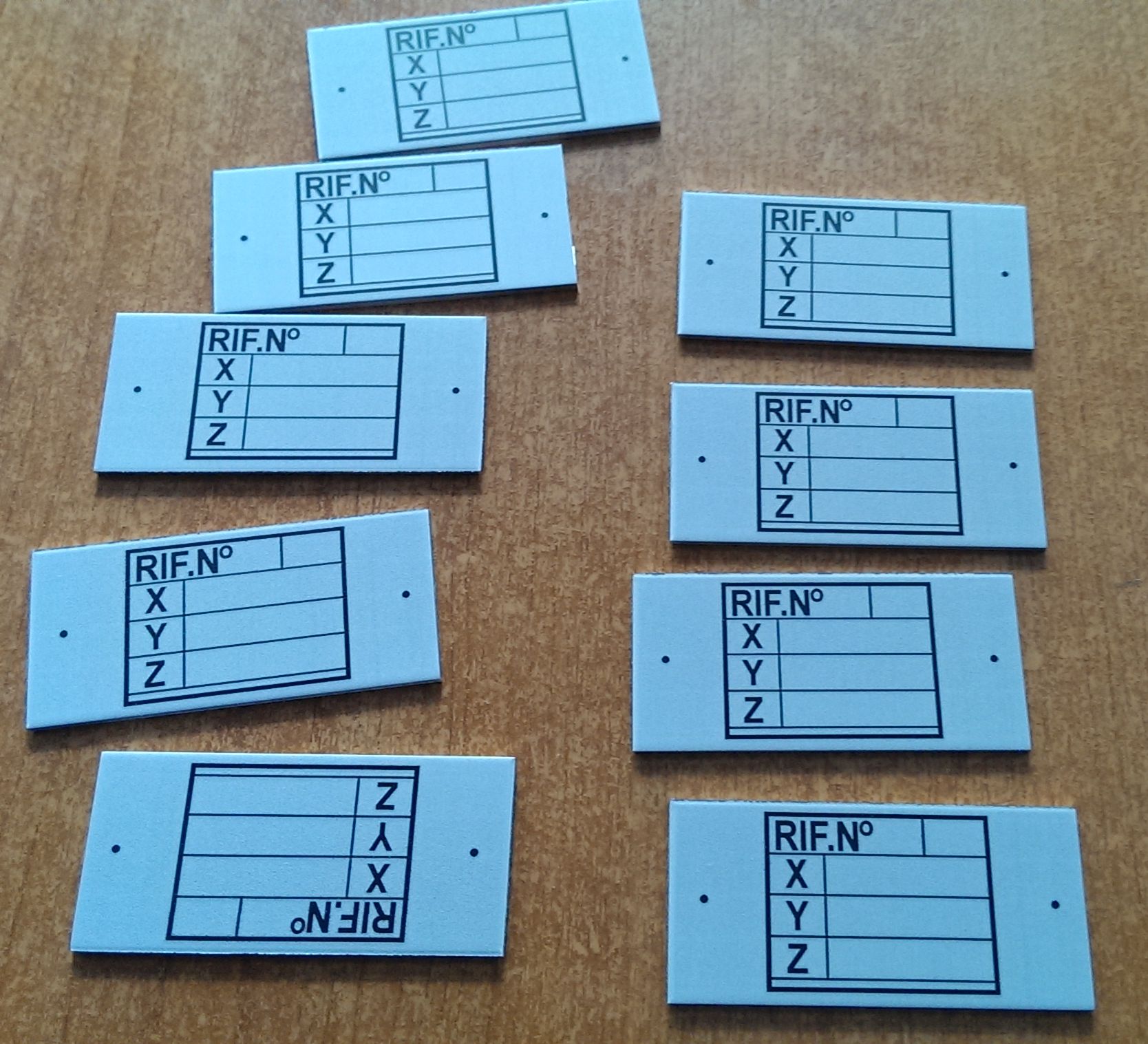 Placute de identificare cu serie variabila pentru matrite - Aluminiu ...